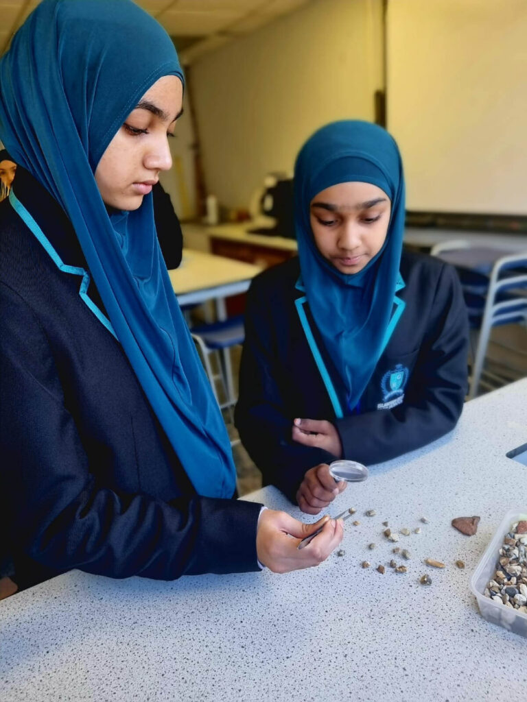 Islamiyah Girls High School – Providing Educational Excellence